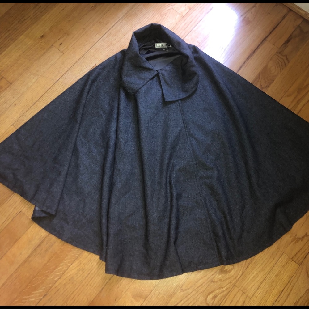 Lake Shore Drive Poncho - Gem